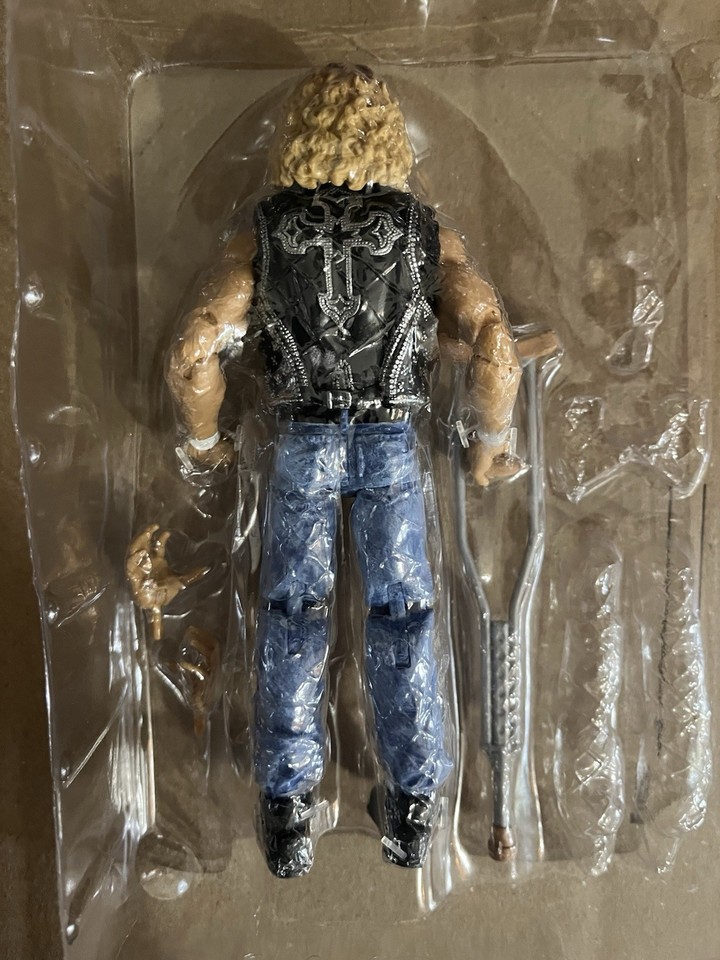 WWE Elite Monday Night War Brian Pillman Figure Walmart Hart Foundation ...