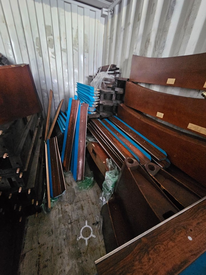 POOL TABLE BRUNSWICK GOLD CROWN 3 MAPLE parts full frame,legs,center ...