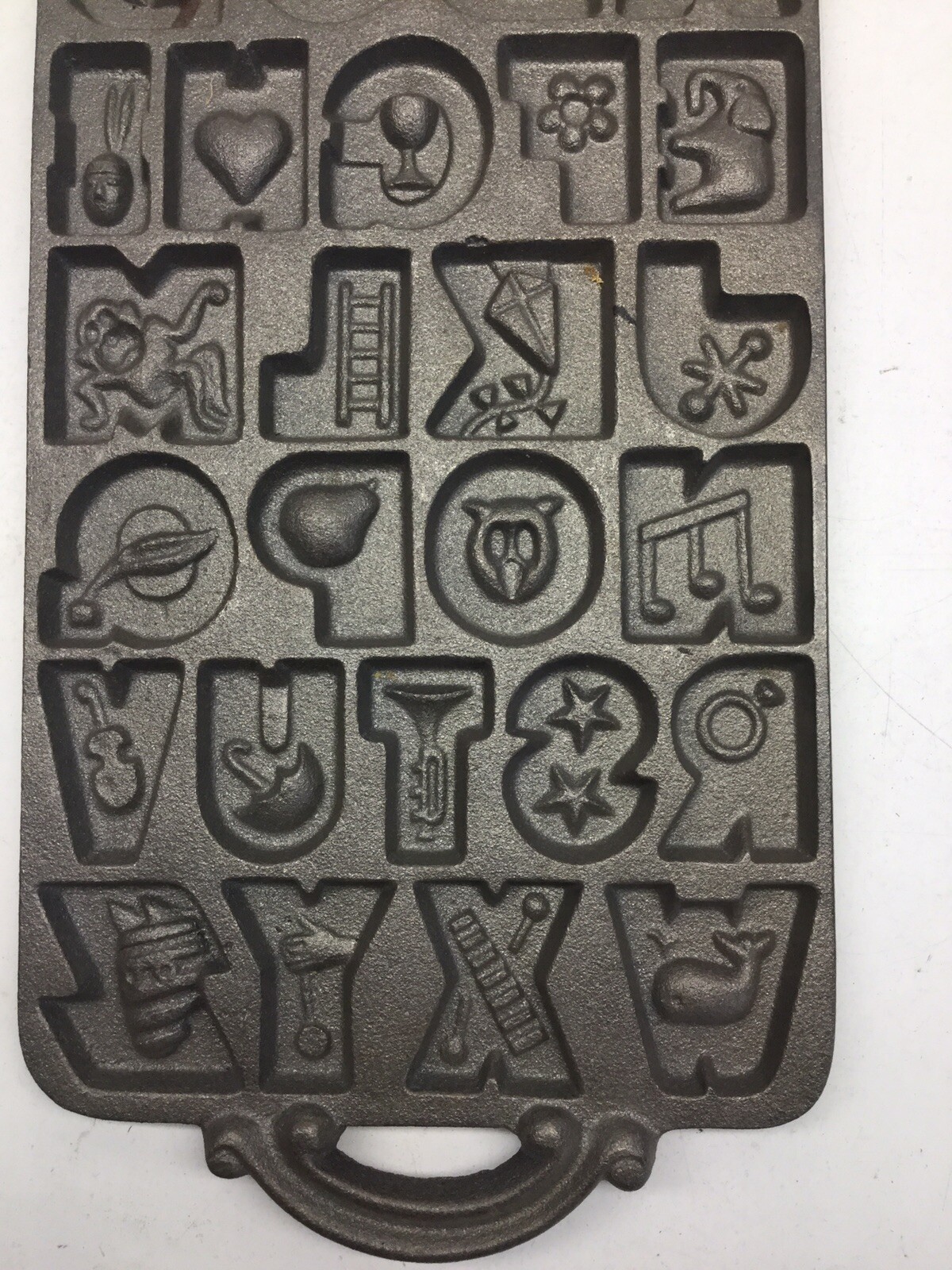 1985 John Wright Cast Iron Alphabet Cookie Mold Pan | eBay