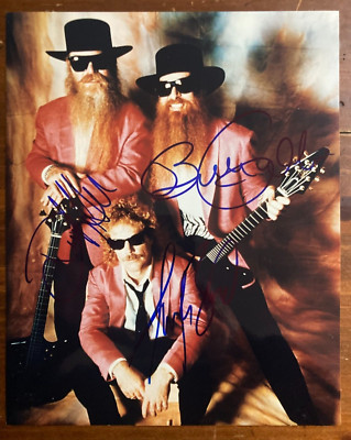 ZZ Top Band Signatures Signed by all 3 Dusty Hill, Billy Gibbons, Frank ...