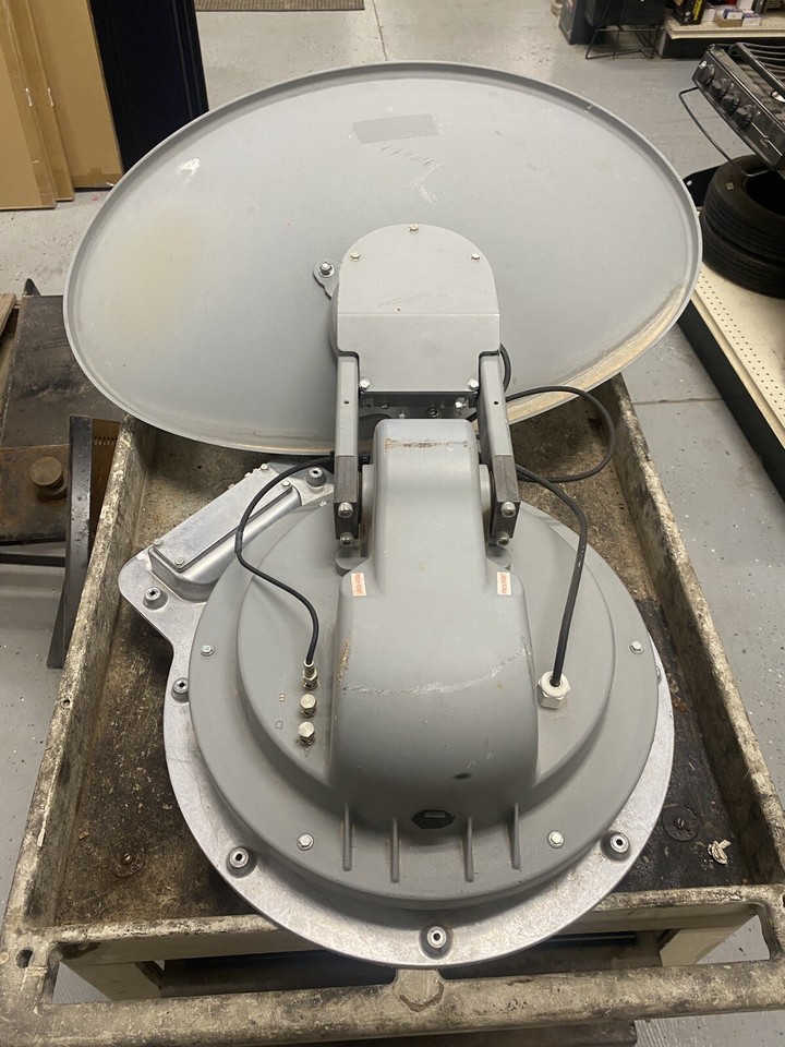 Winegard Travler Pro Mobile-Satellite Dish RV System for DIRECTV ...