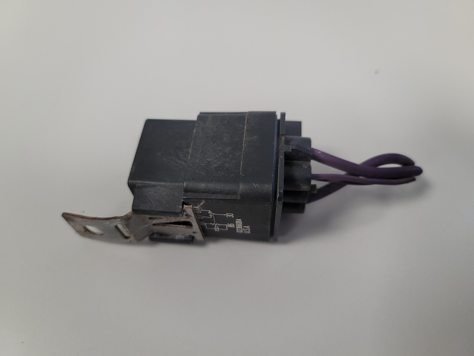 INTERNATIONAL RELAY 3505300C1 TYCO VF28-35F24-Z04 14VDC | eBay