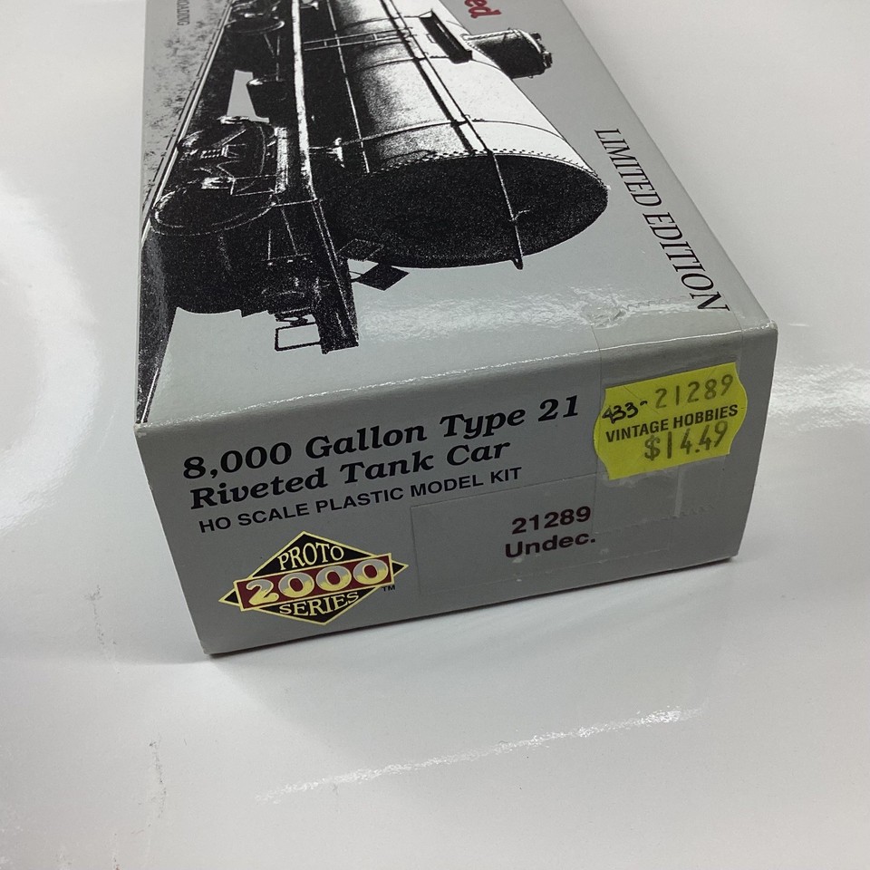 Life-Like Proto 2000 HO 8000 Gallon Type 21 Riveted Tank Car Kit | eBay