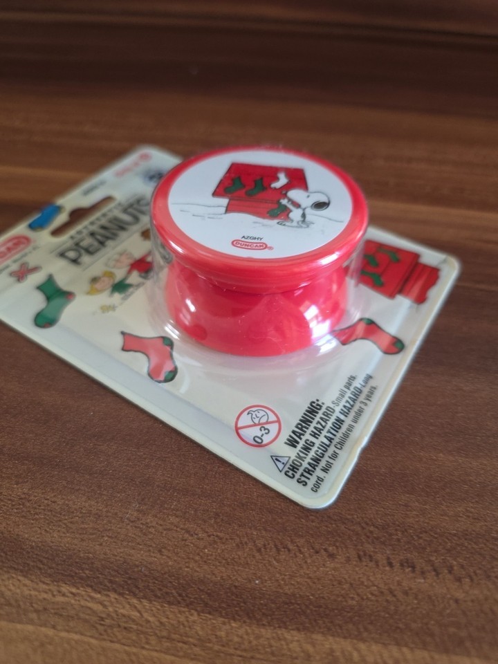 Duncan 75 Years Of Peanuts Snoopys Dog House Butterfly Yo-Yo Target ...