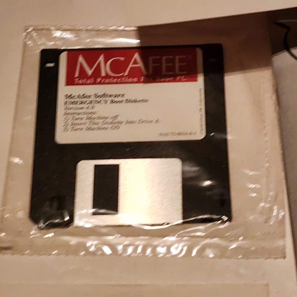 McAfee VirusScan Deluxe Vintage Software Windows 95 98 NT 3.x DOS OS/2 ...