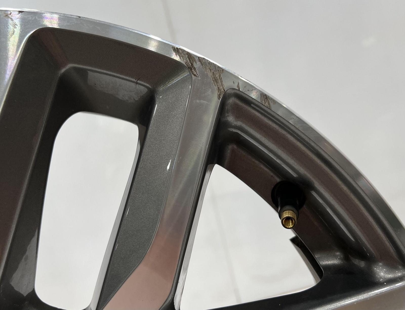 2017 - 2019 GMC Acadia Alloy Wheel 18x7-1/2 Option RSZ OEM 22996314 | eBay