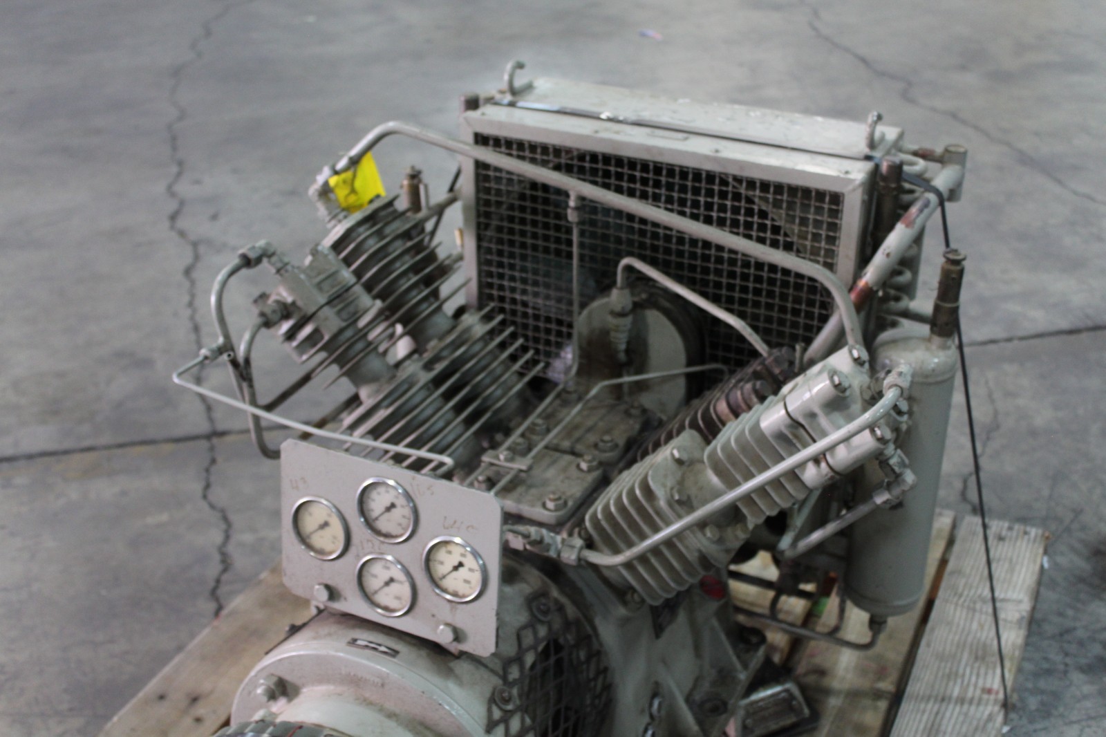 Engineering Works Burkhardt Basle Air Compressor Type 33106 NR. C4NI4 ...