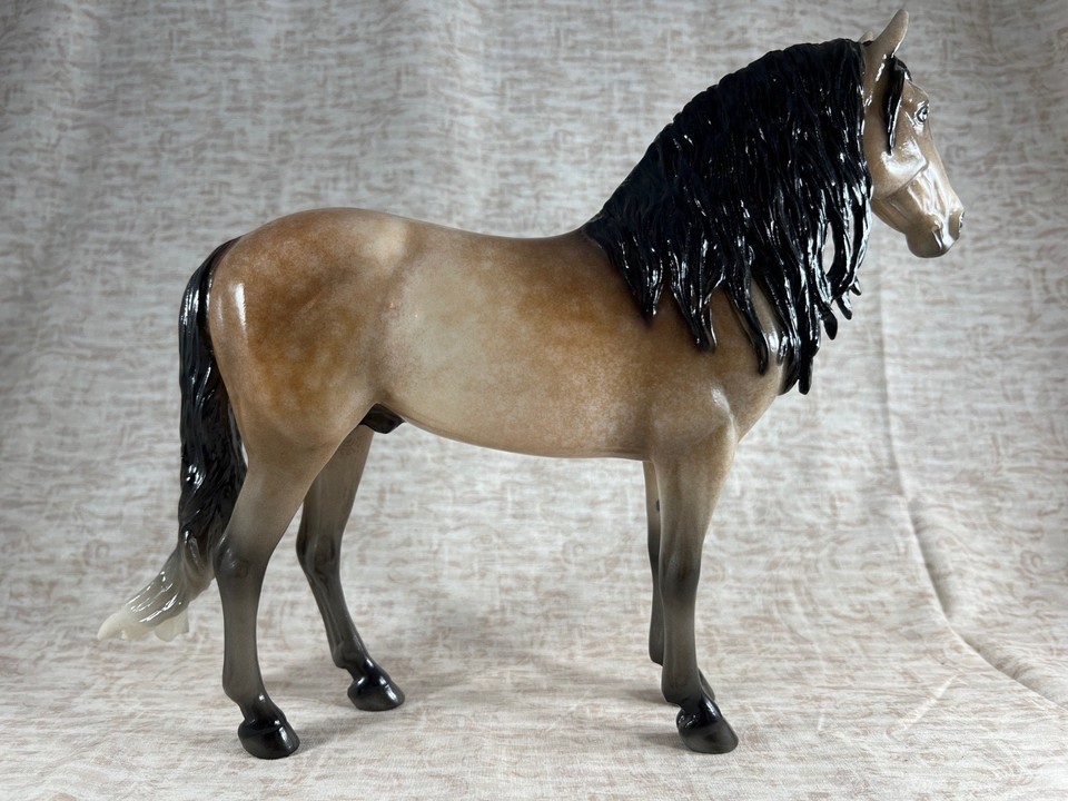 CUSTOM Painted Breyer model horse Dapple Bay Going Grey Andalusian | eBay