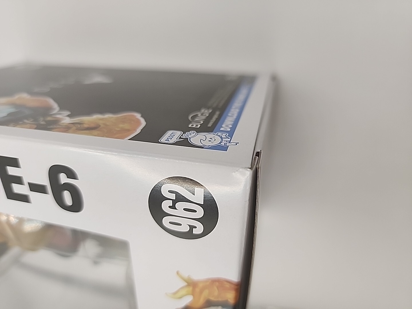 Funko Pop Destiny Cayde-6 GITD Bungie w/ My Serious Face Emblem Minor ...