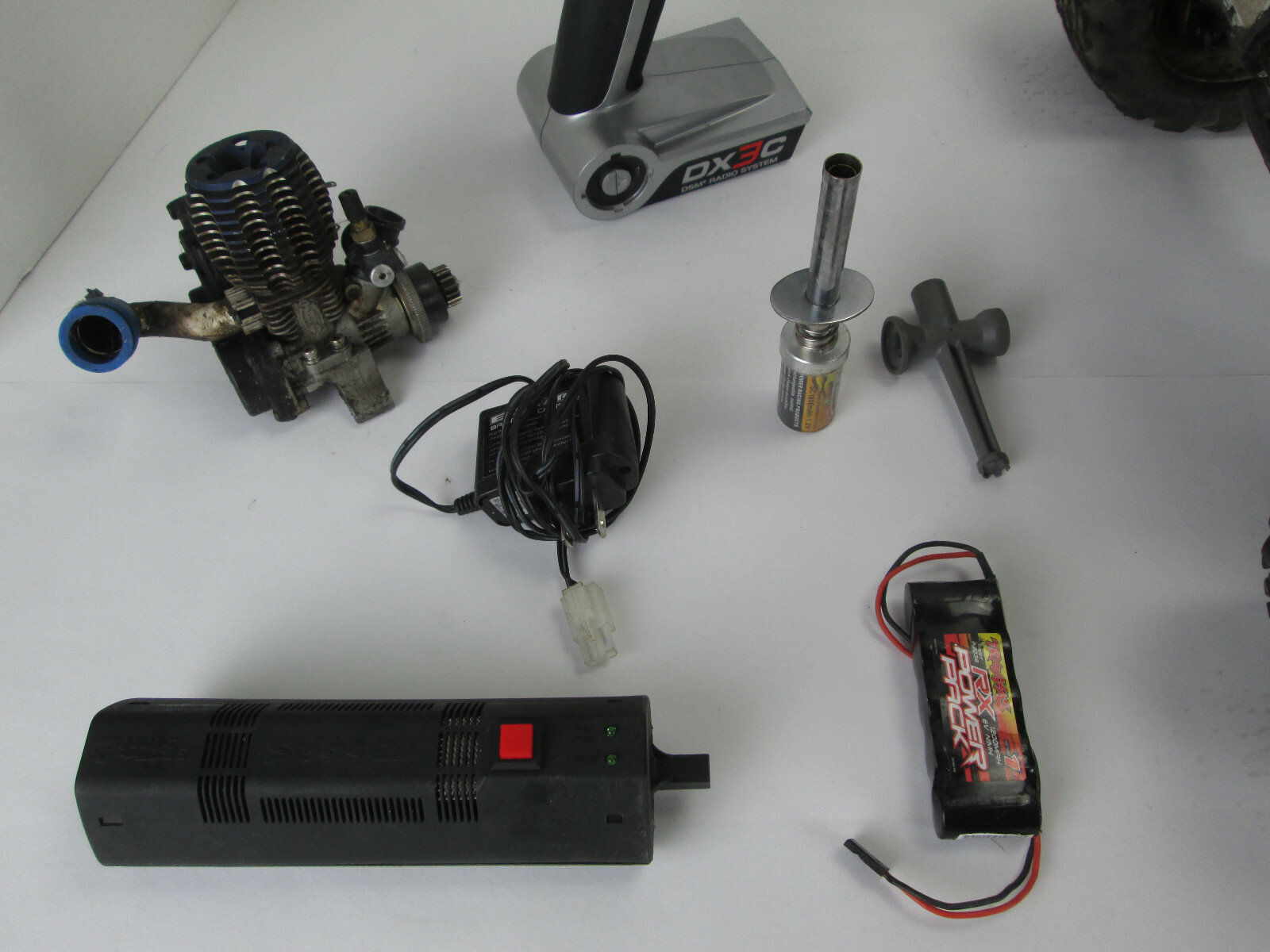 Traxxas Revo 2.5 RC Remote Control Nitro Monster Truck w DX3C Remote EZ ...