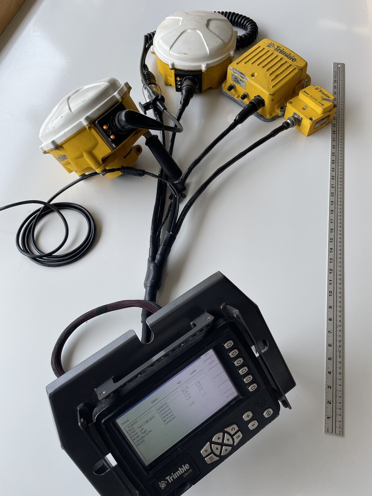 Trimble GCS900 “Magic Stick M3” Test, Adjust And Configure Harness ...