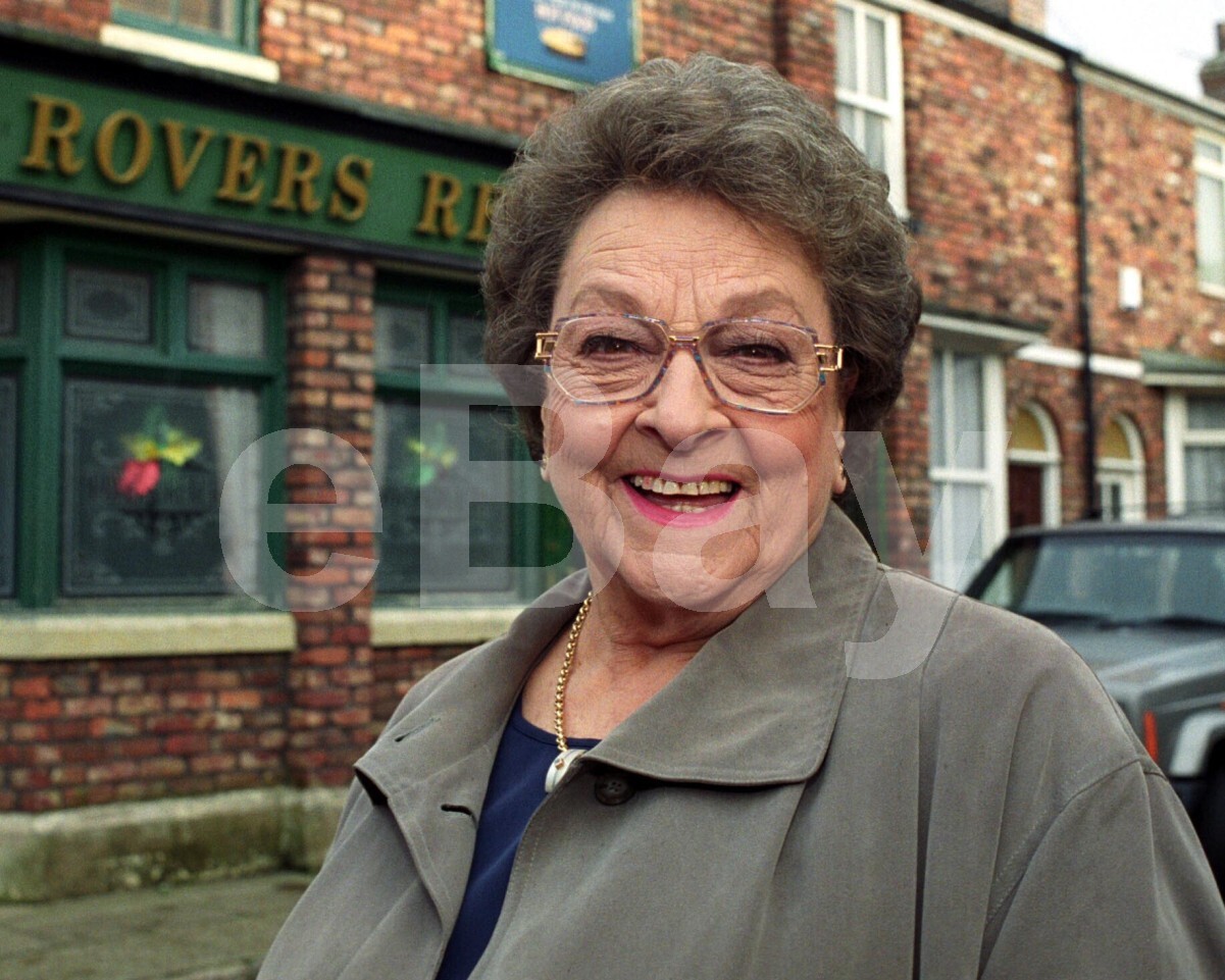 Coronation Street (TV) Betty Driver "Betty Williams" 10x8 Photo | eBay