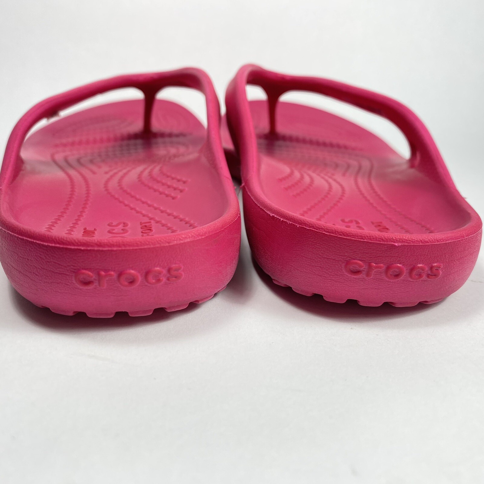 Crocs Iconic Comfort Sandals Womens 6 Hot Pink Flip F… - Gem