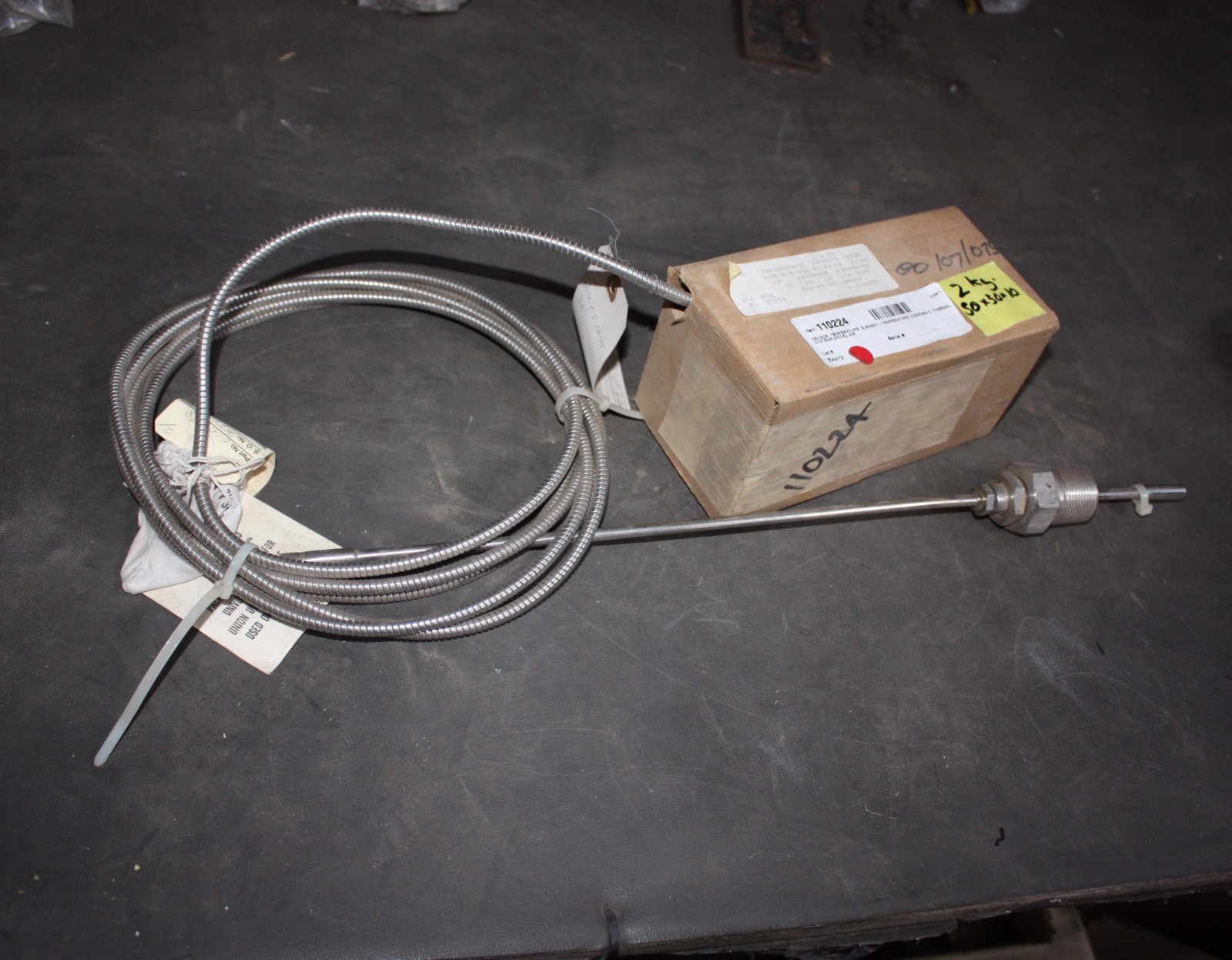 Foxboro SENSOR MS-TA-1A-POS-A-0-300C ELEMENT TEMPERATURE 0-300 DEG C ...