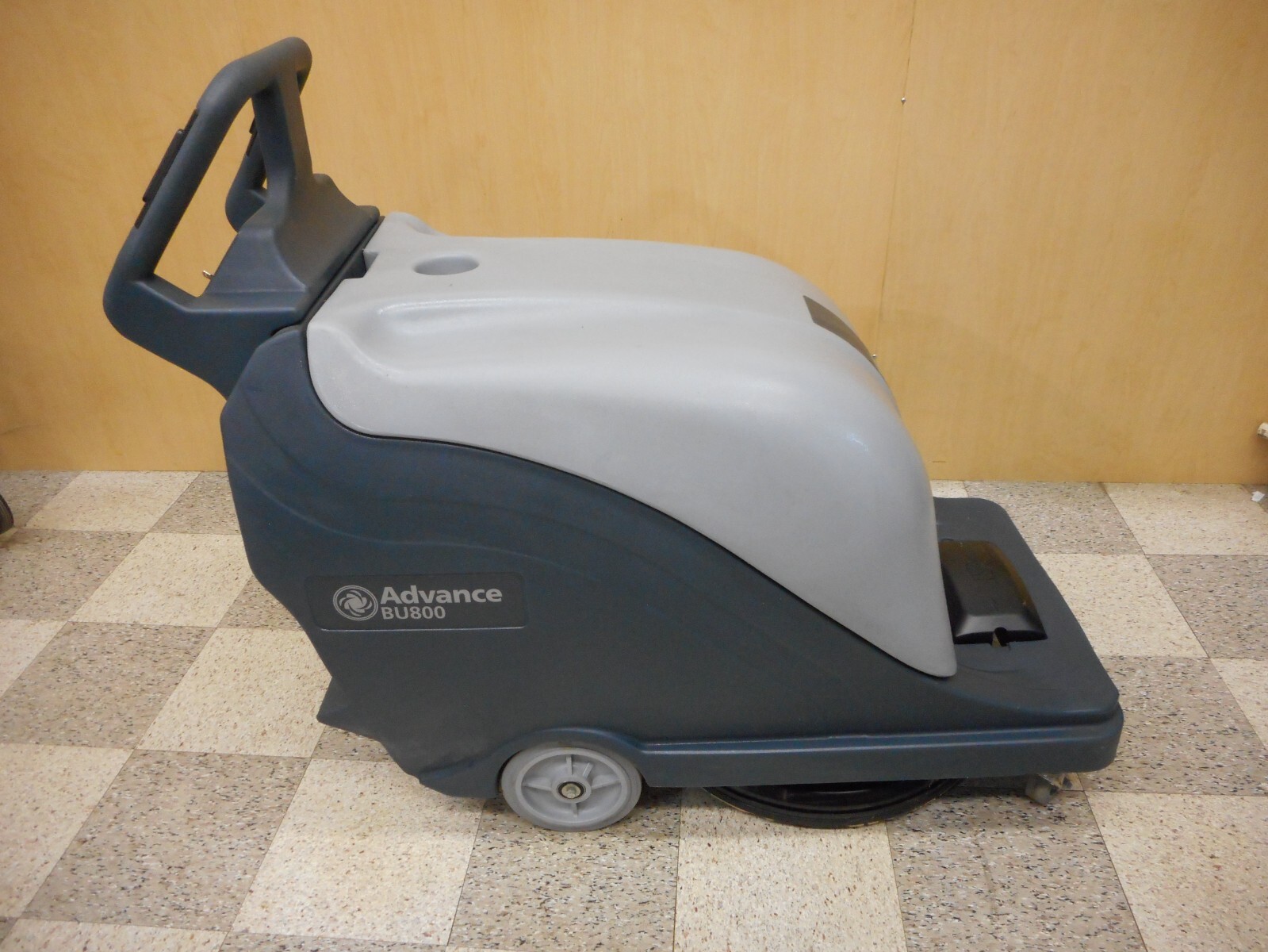 Advance BU800 20BT Walk Behind Battery Burnisher Buffer Traction Drive ...