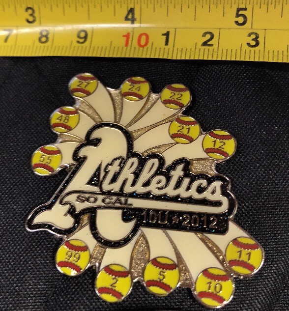 Athletics So Cal GIRLS FASTPITCH SOFTBALL PIN BADGE Y4 | eBay
