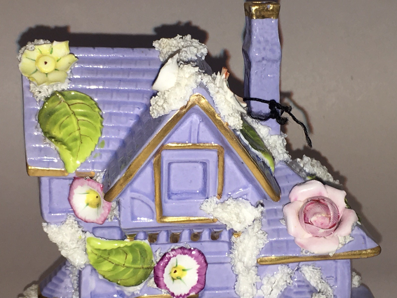 LC4 Antique Staffordshire Lilac Pastille Burner Cottage Flowers 2 Piece ...