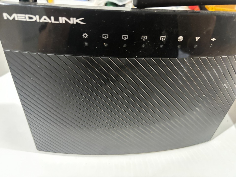 MediaLink Wireless Gigabit Router MLWR-AC1200R | eBay