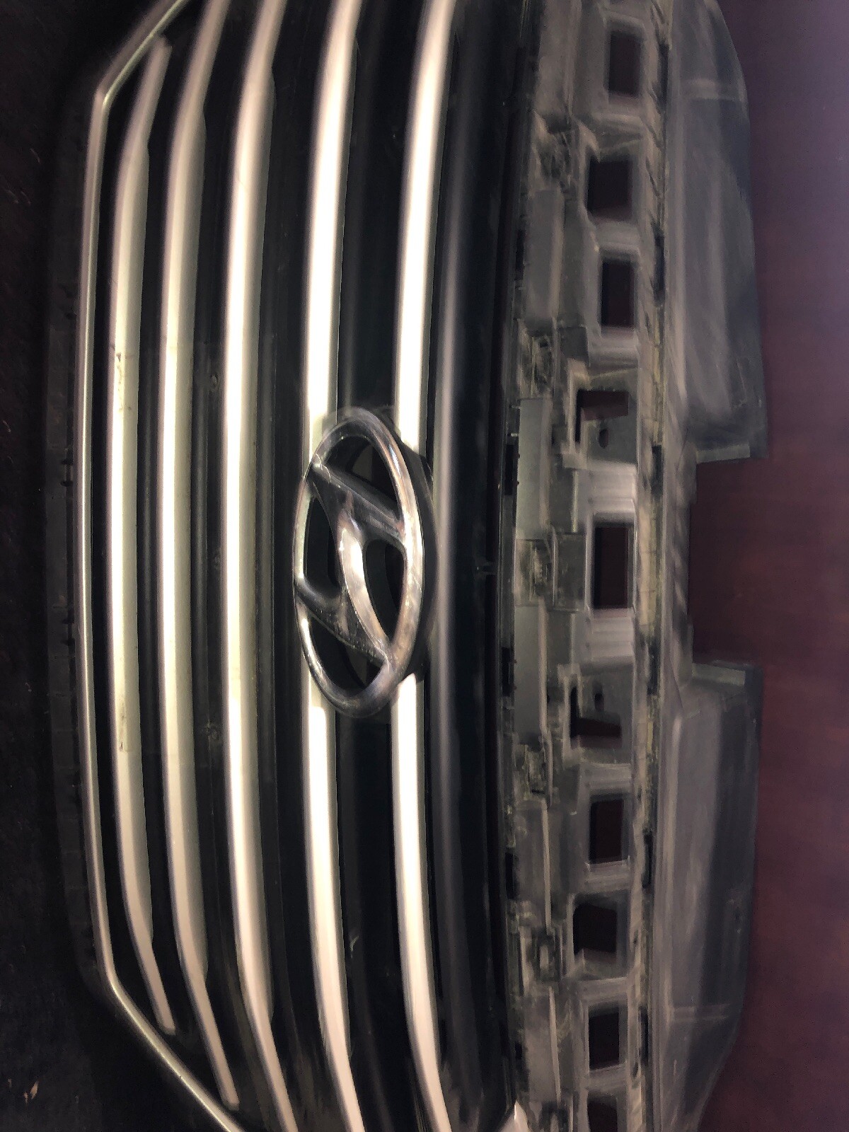 2017 2018 HYUNDAI ELANTRA SEDAN GRILLE W/EMBLEM OEM USED 86350-F3000 ...