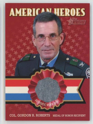 2009 Topps Heritage American Heroes Col. Gordon R. Roberts Relic USA # ...
