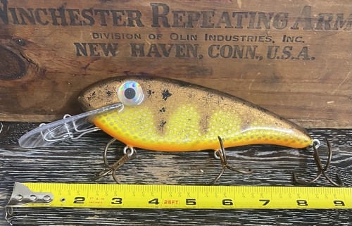 Custom 9” Musky Crank Bait Lure Muskie Pike Hand Made Wood Shad Robert ...