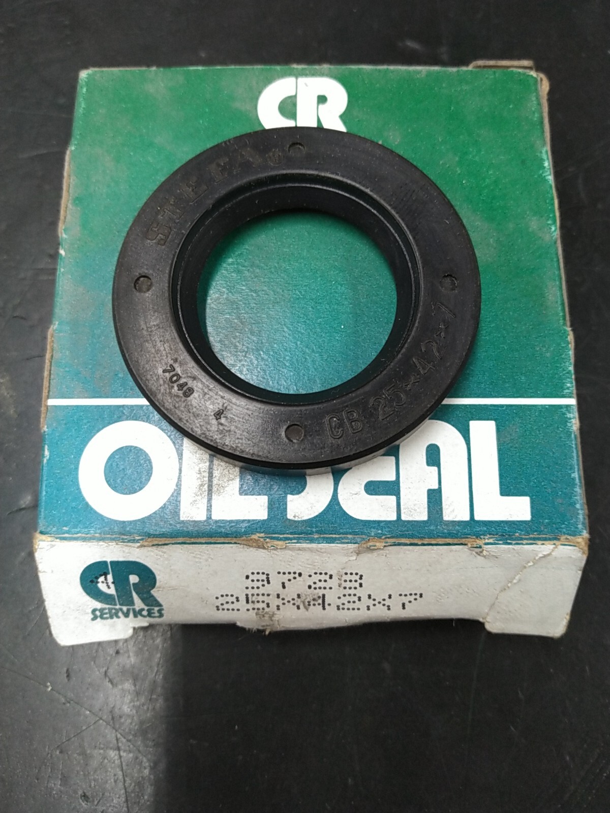 CR 9728 Rotary Shaft Seal .984" x 1.653" x .276" 25x42x7 | eBay