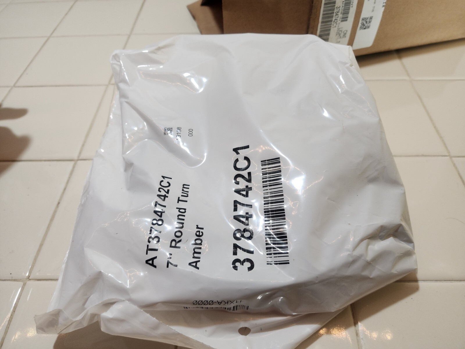 International Navistar IC Bus 7 Inch Round Turn Amber Yellow Light ...