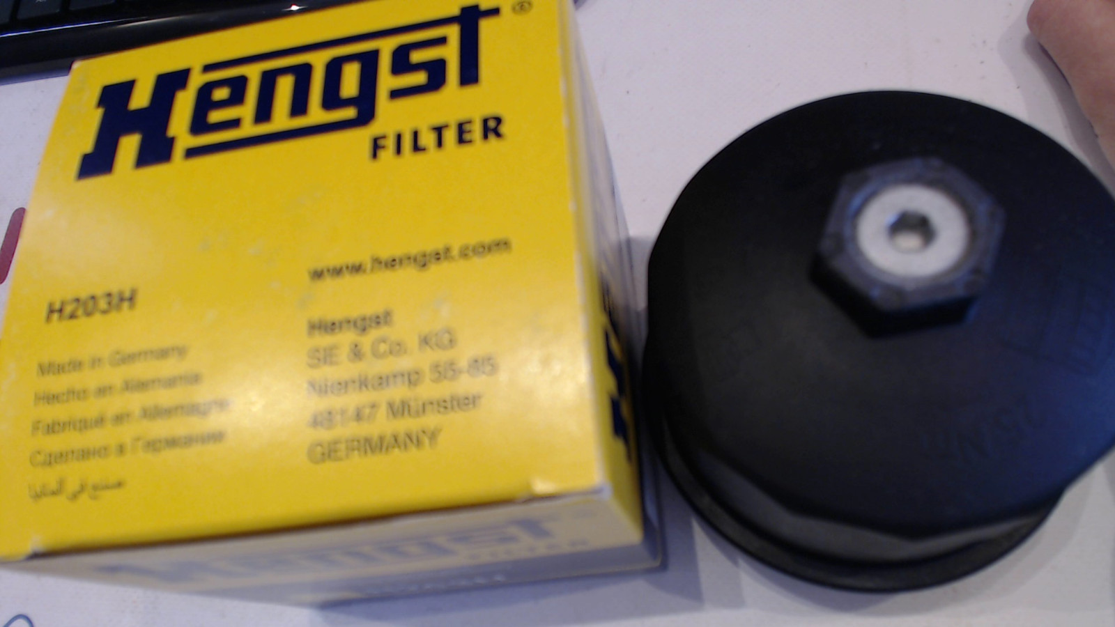 BMW Oil Filter Housing Lid Cover Cap Bmw 5 6 7 x5 Alpina 11427521353 ...