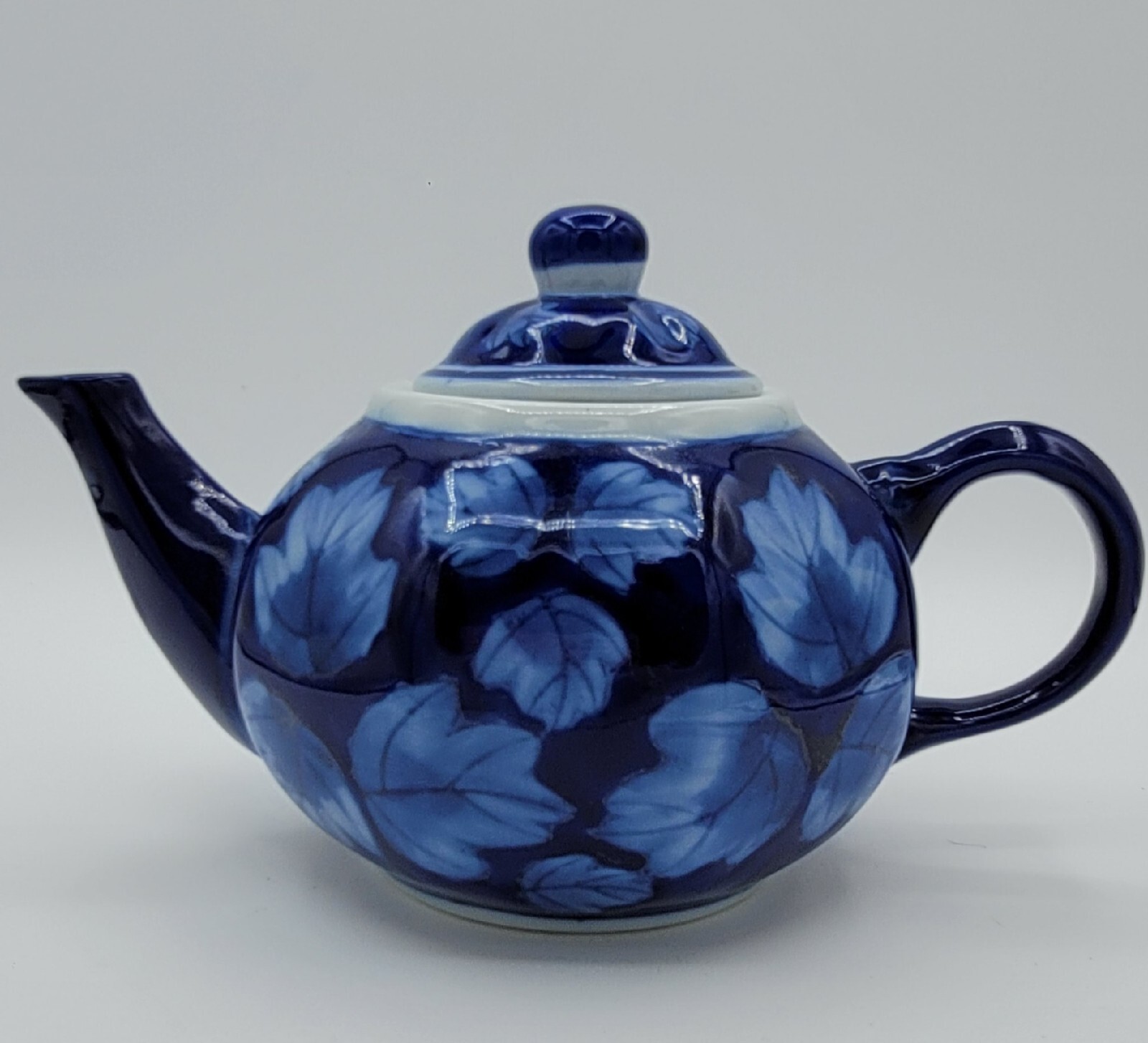 Tea Teapot VINTAGE dining China Design Pac leaf Cobalt lid blue | eBay