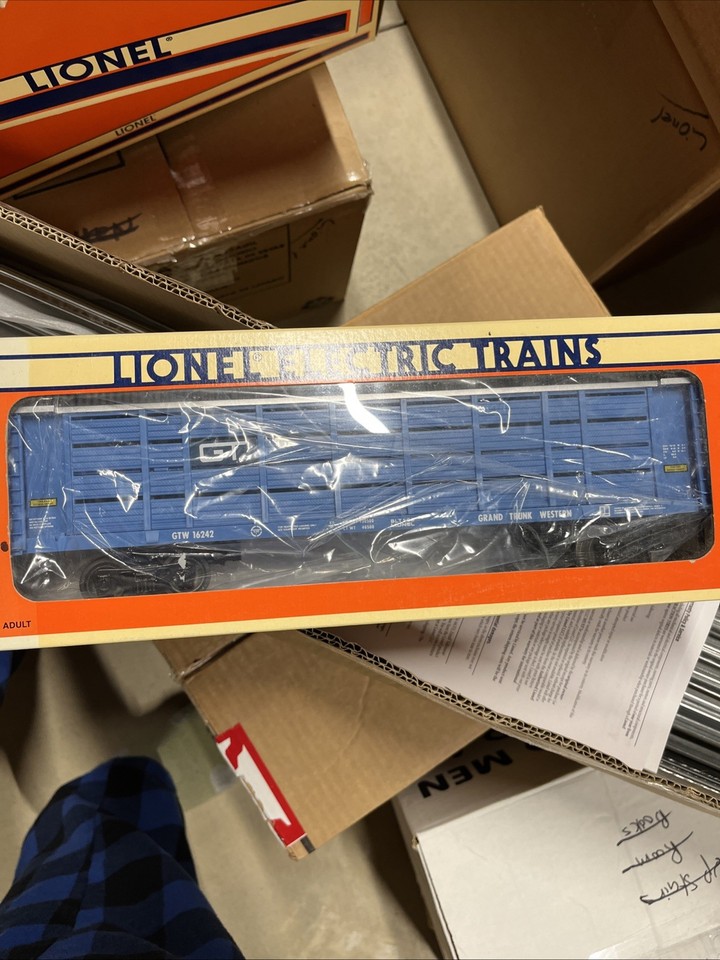 🚅 LIONEL 6-16242 GRAND TRUNK WESTERN R.R SCREENED AUTO CARRIER- NEW 👍 ...