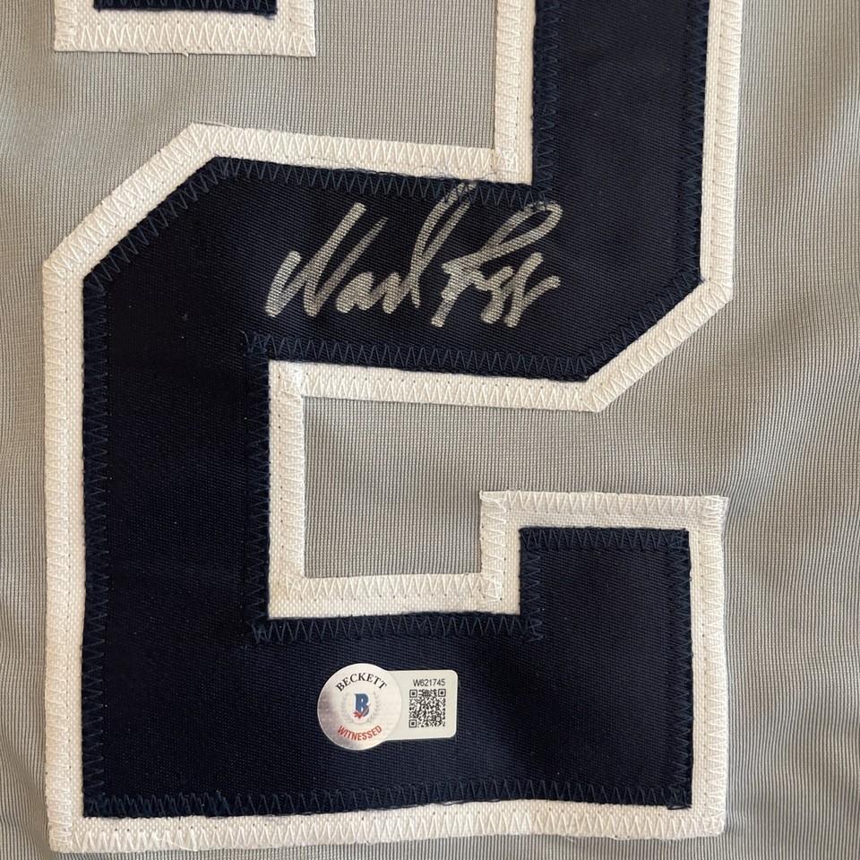 WADE BOGGS SIGNED AUTOGRAPHED NEW YORK YANKEES CUSTOM JERSEY BECKETT ...