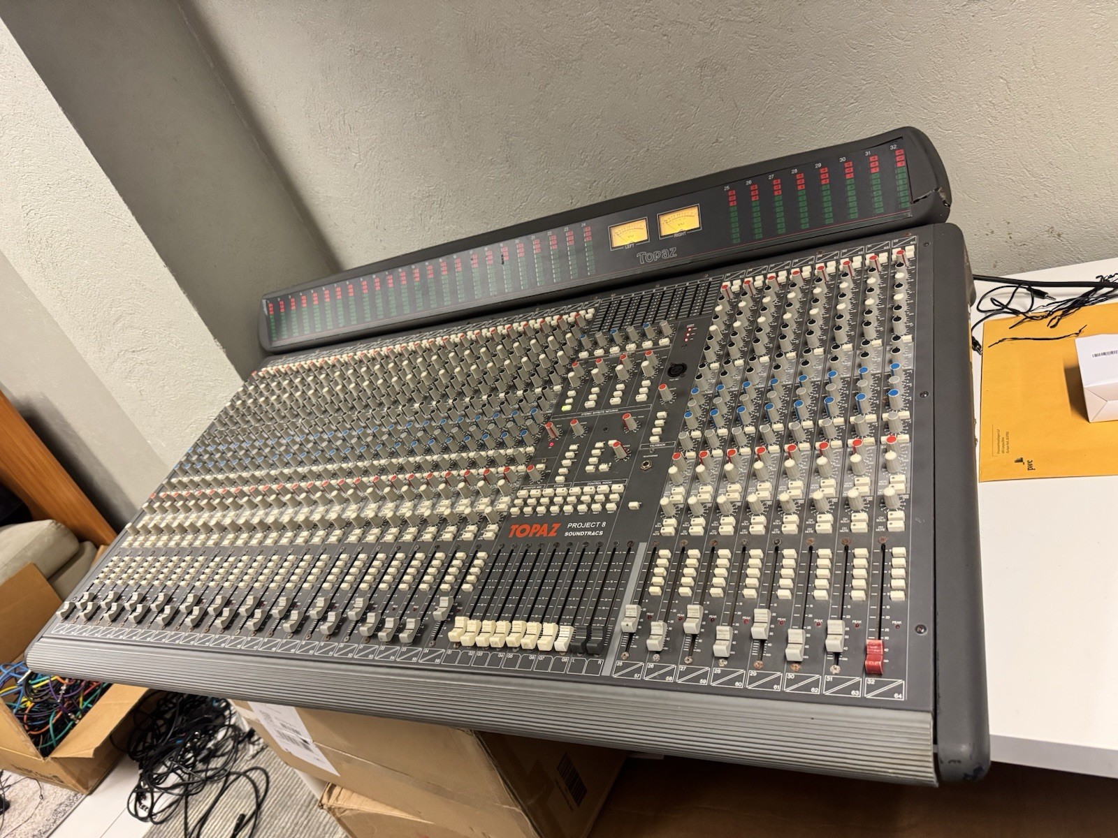 SOUNDTRACS Topaz Project 8 32 Channel Mixing Console (Semi-Tested) | eBay