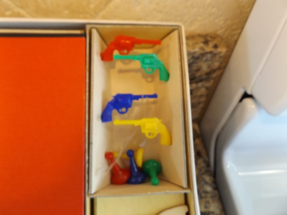VINTAGE CHEYENNE BOARD GAME MILTON BRADLEY 1958 CLINT WALKER TV WESTERN ...