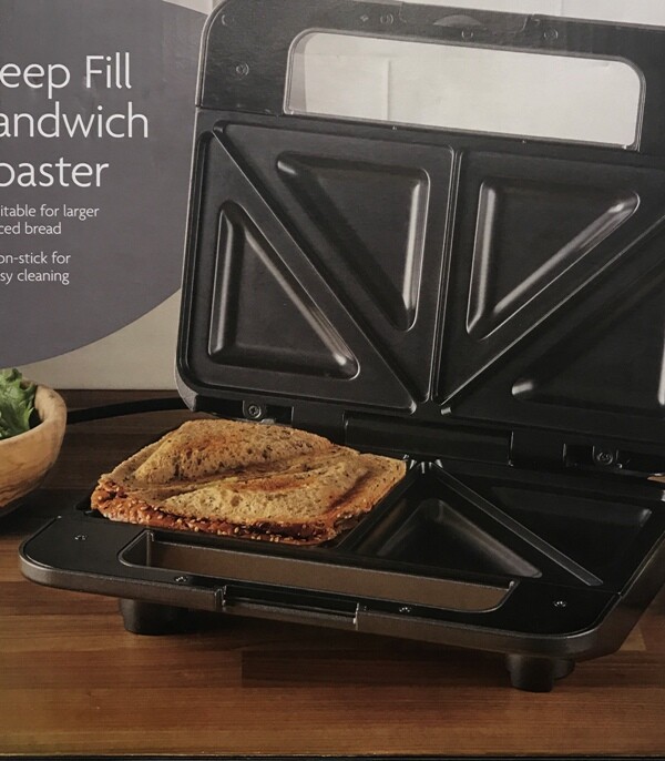 Deep Fill Toastie Sandwich Toaster Debranded non-stick easy clean 4 ...