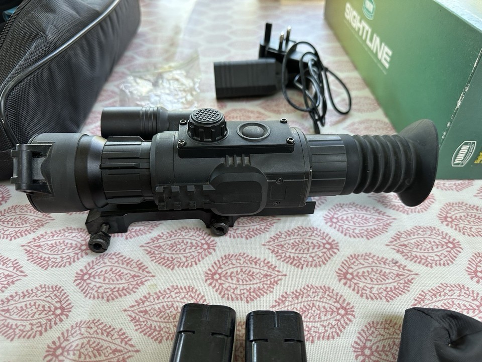 Yukon Sightline N450s Digital Night Vision Scope with Two Batteries and ...
