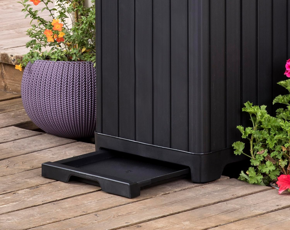 Baltimore Resin 38 Gallon Outdoor Kitchen Trash Can with Lid and Drip ...