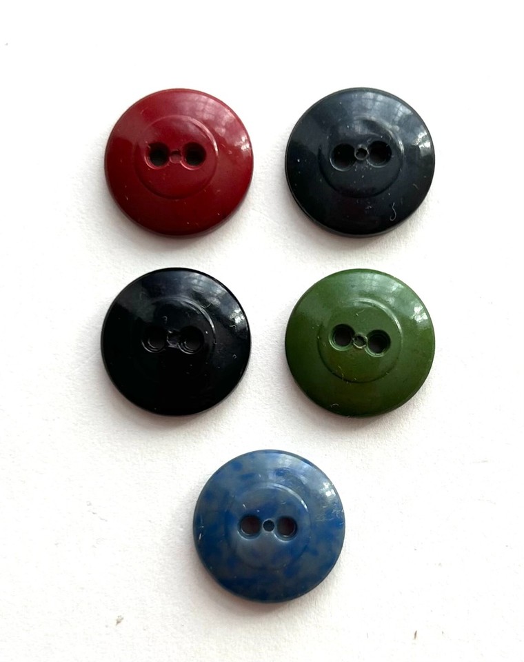 Vintage Colt Buttons, (4) #74 Vassar & (1) #75 Fairfax, 5/8" Diameter ...