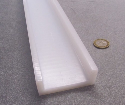 UHMW White U Channel 1/4" Wall Thickness x 2.50" Wide x 1.0" Height x ...