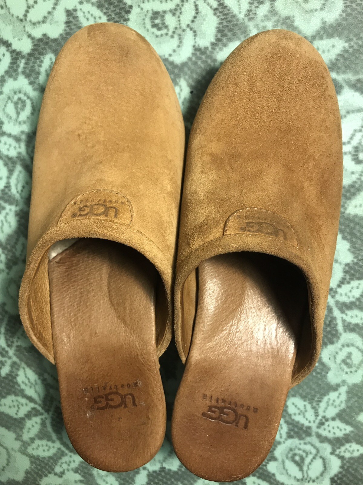 UGG "Abbie" Women's Tan Suede Mule Clogs Shearling Lining $148 5772 ...