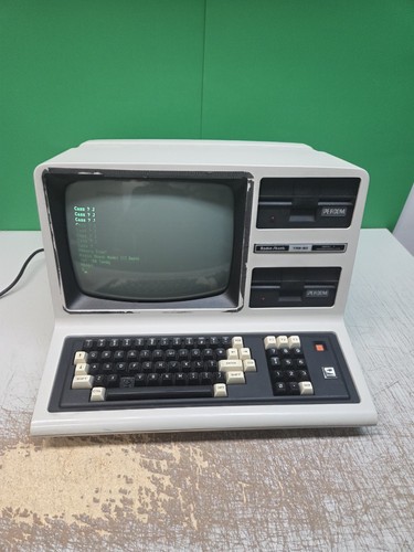 Ultra-Rare, Museum-Quality Radio Shack TRS-80 Model 4 16k - Serial No. 000071 | eBay
