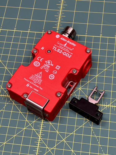 Allen Bradley 440G-T27241 Safety Interlock Switch TLS2-GD2, Guardlock ...