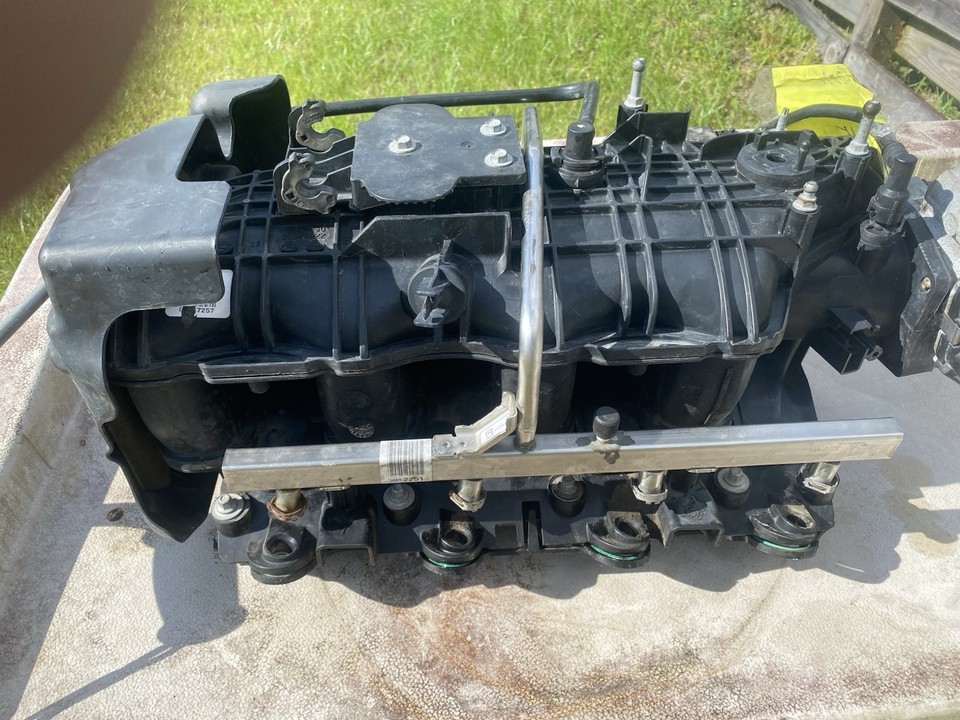 GM TBSS NBSS Style Intake, Thottle Body and Fuel Rails | eBay