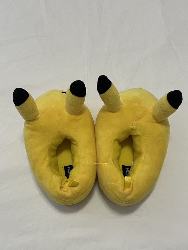 Pokemon Slippers Kids 13/1 Yellow Pikachu Winking House Shoes Plush Boy ...