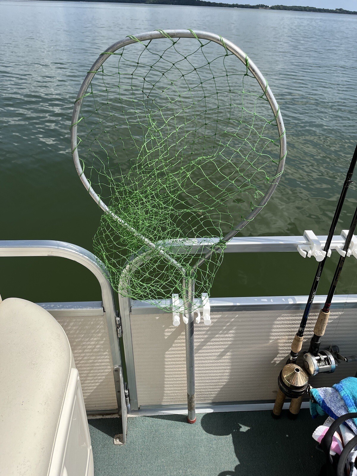 EasyOn The Portable Pontoon Fishing Net Holder Quick Grab! White | eBay