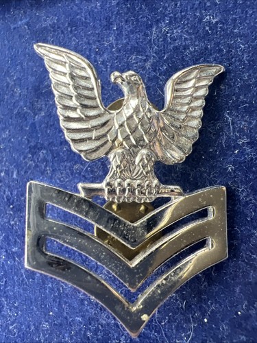 US Navy First Class Petty Officer E6 Lapel Pin GI Coat Badge | eBay