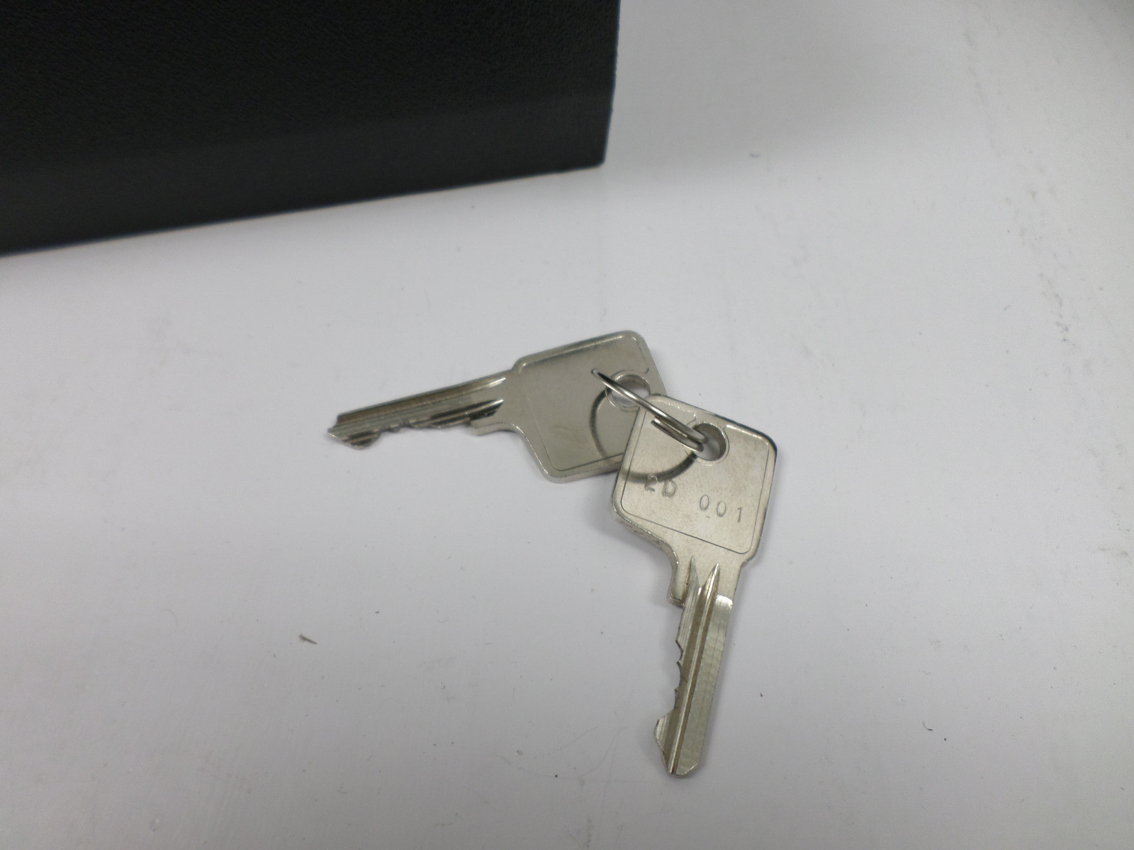 GENUINE OEM Torex @nker TC 4615 Locking Black Cash Box w/ Keys 16101. ...