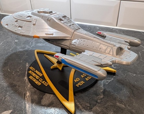 USS Voyager Starship Model with Display Stand - 3D Printed Hand ...