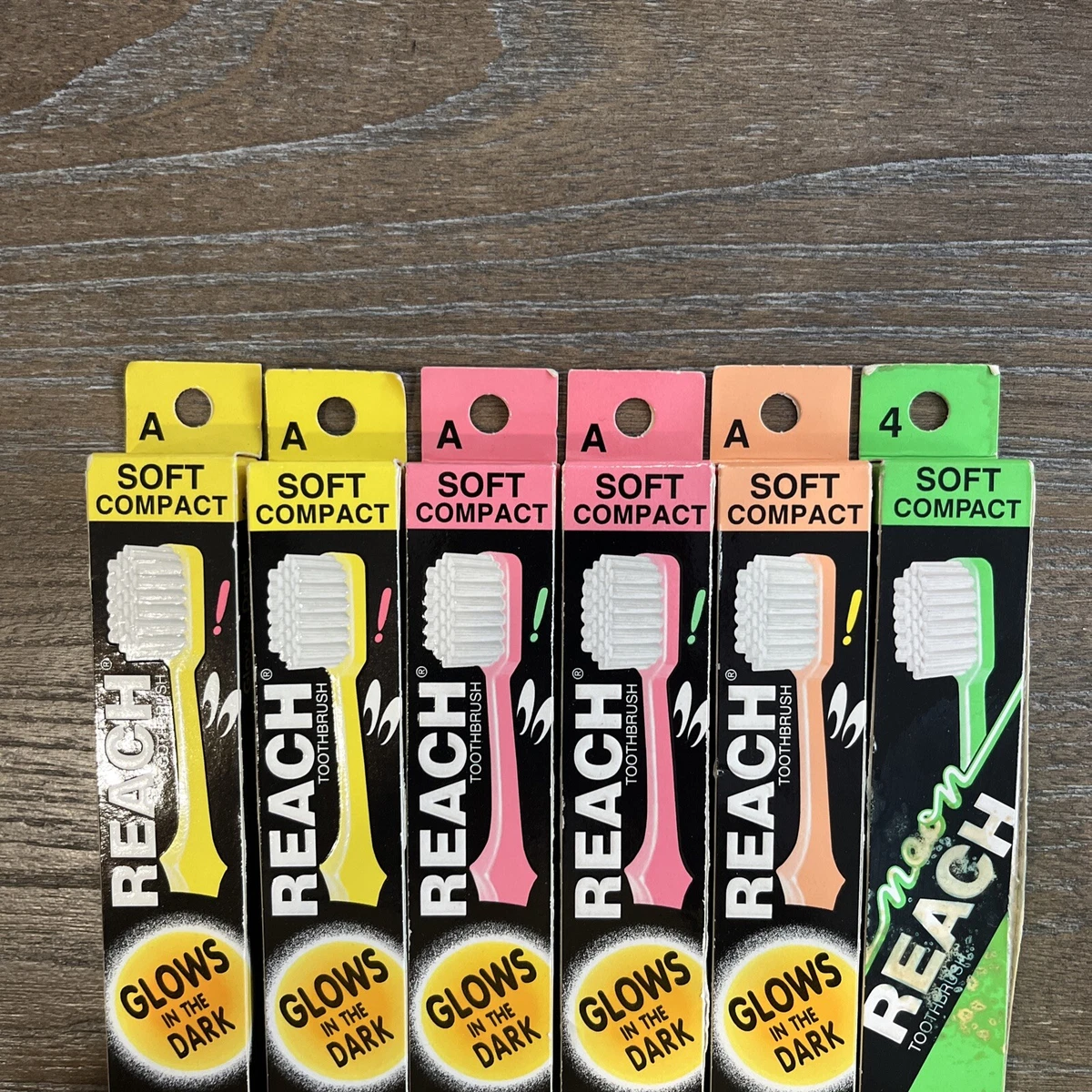 Reach Toothbrush Logo