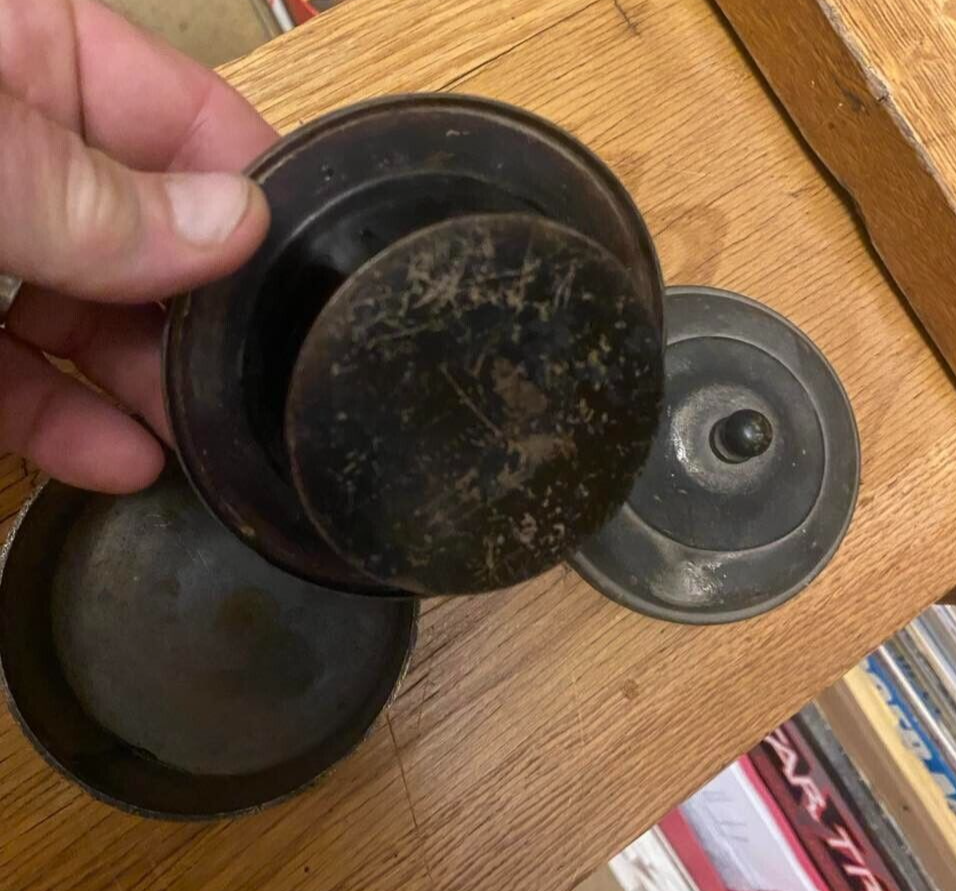 WHAT IS IT? OLD METAL DUTCH OVEN GREASE TRAP BACON PRESS COWBOY ...