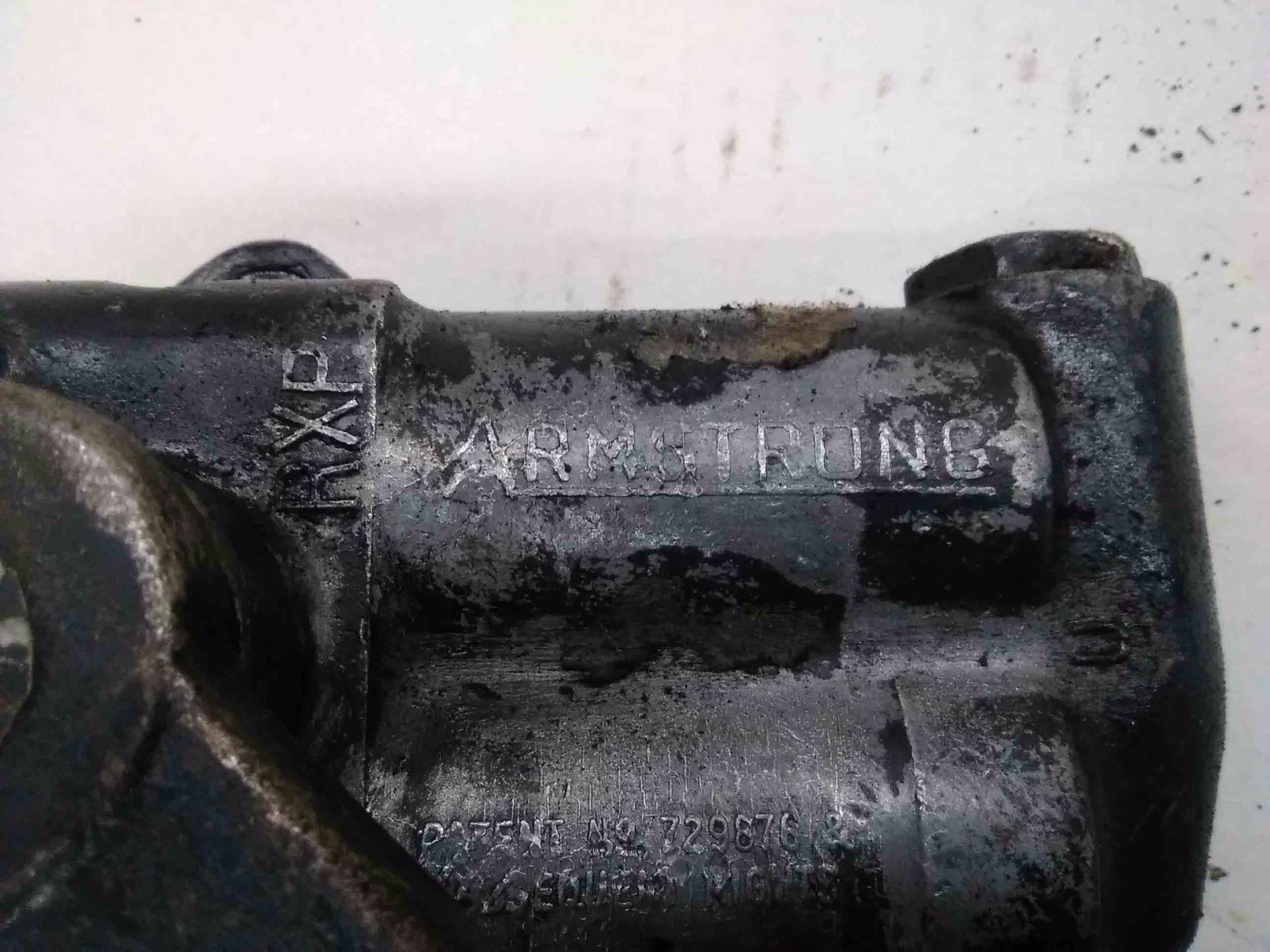 Triumph TR3 TR4 Rear Shock Absorber Armstrong RXP 8725 7999R OEM | eBay